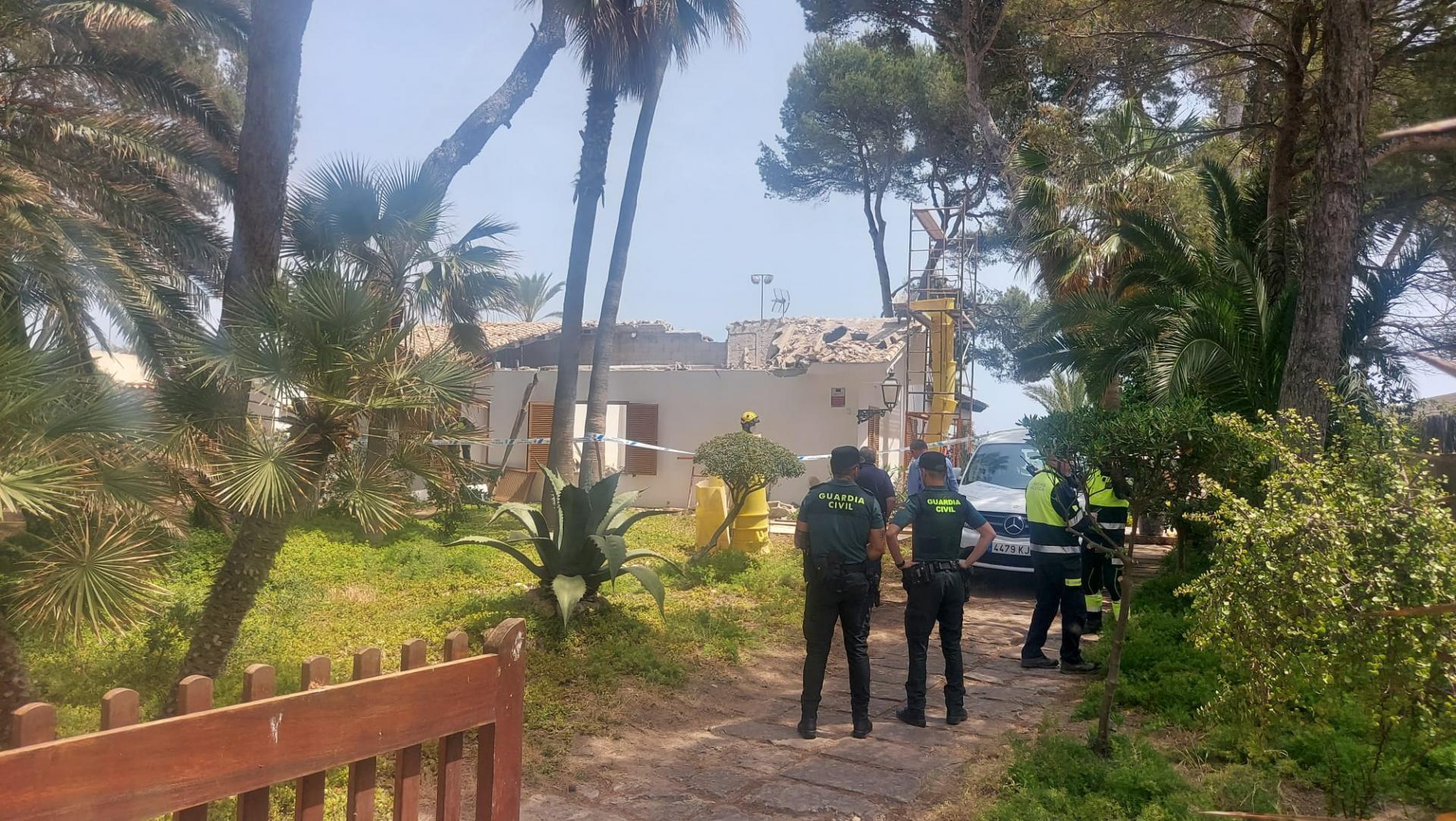Mallorca roof collapses in Magalluf injuring three builders