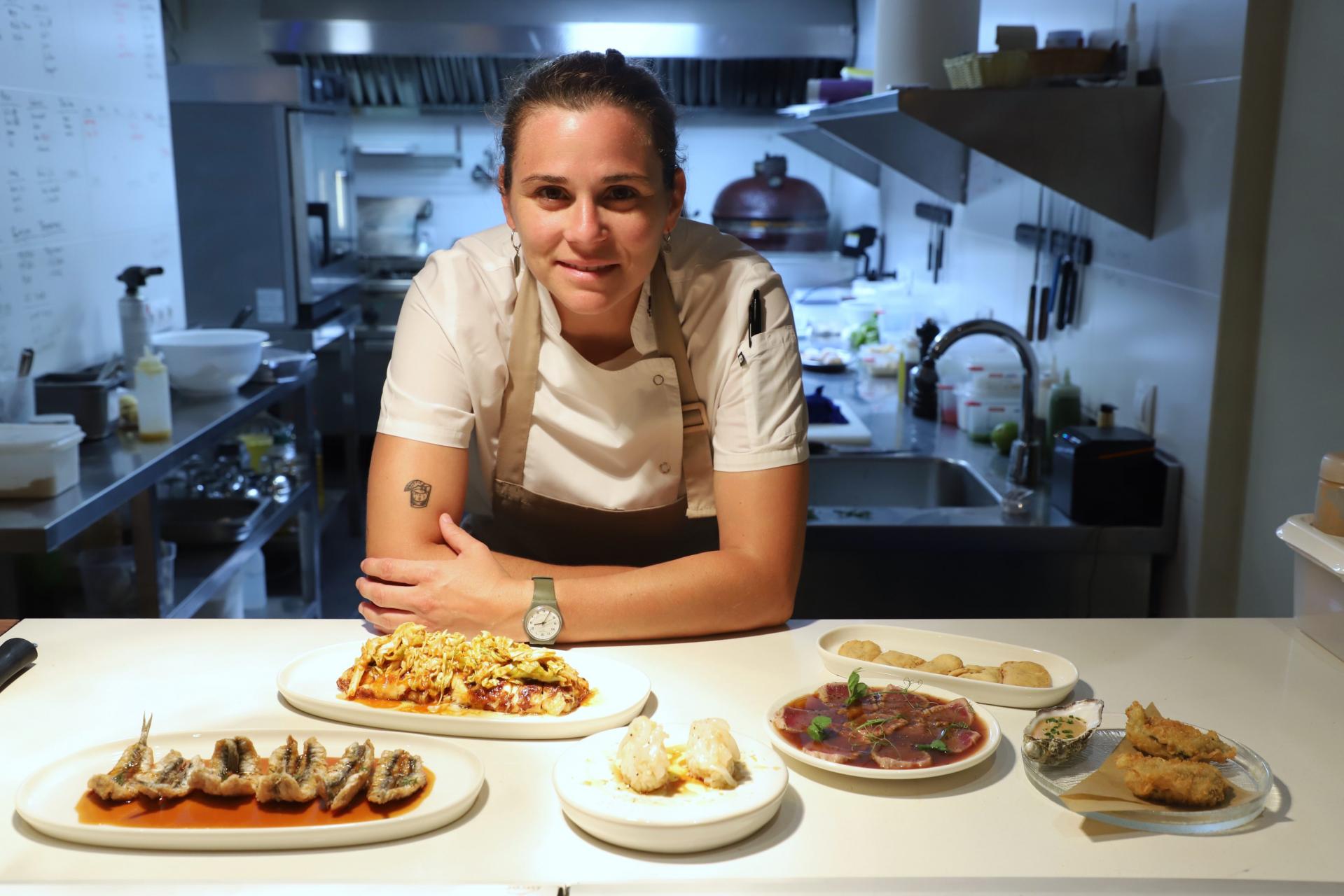 The menu at Restaurant Nus shows popular recipes with oriental influences