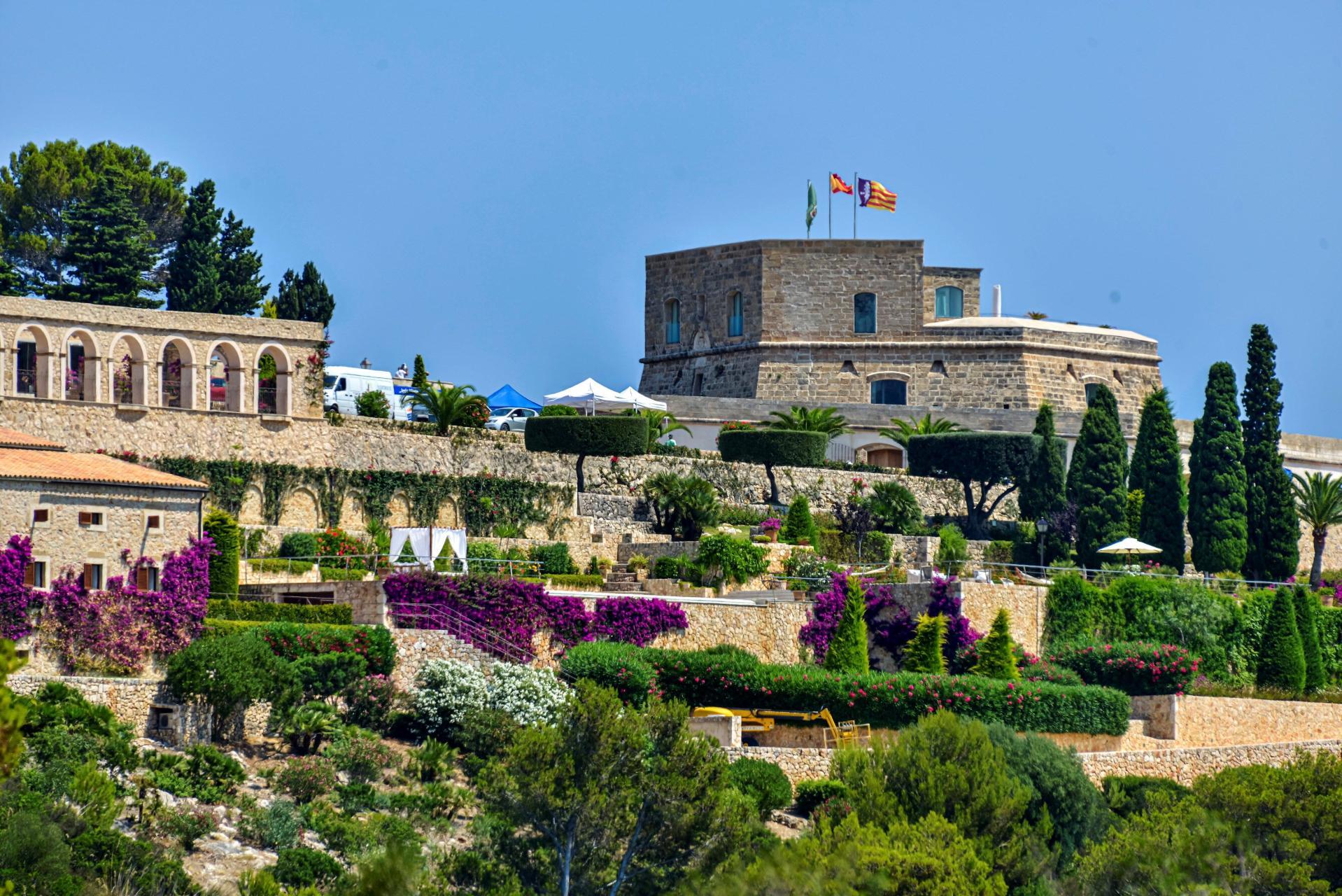 La Fortalesa, Mallorca: Pollensa in La-La Land