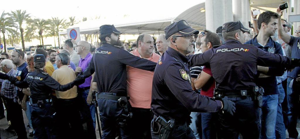 Palma Airport: Police needed to eradicate pirate transport