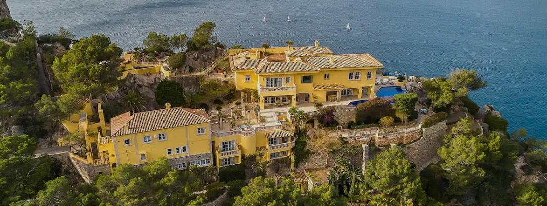 Mallorca TV: Indulge in royalty like Lady Di at The Crown mansion in ...