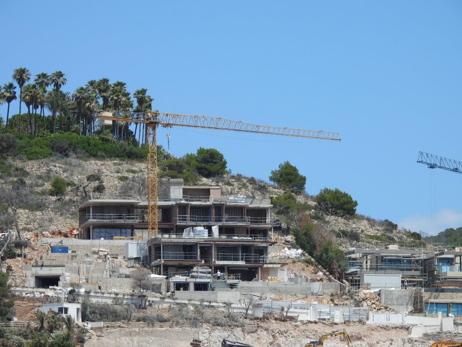 Mallorca holidays: Mallorca fury over summer construction work in ...