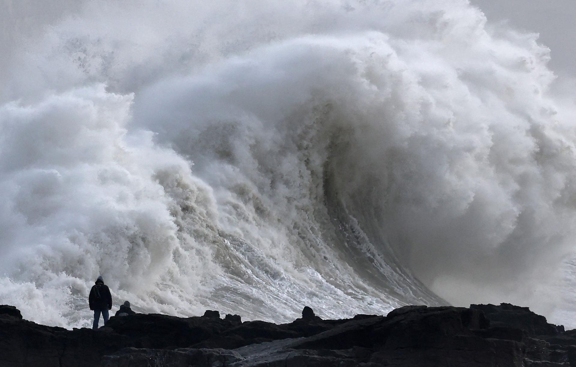 Mallorca Spain weather: Hurricane-force winds to hit Mallorca next week ...