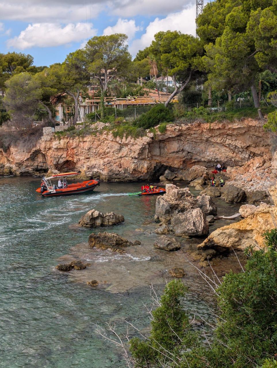 Man falls from cliff near Hotel Bendinat in Mallorca