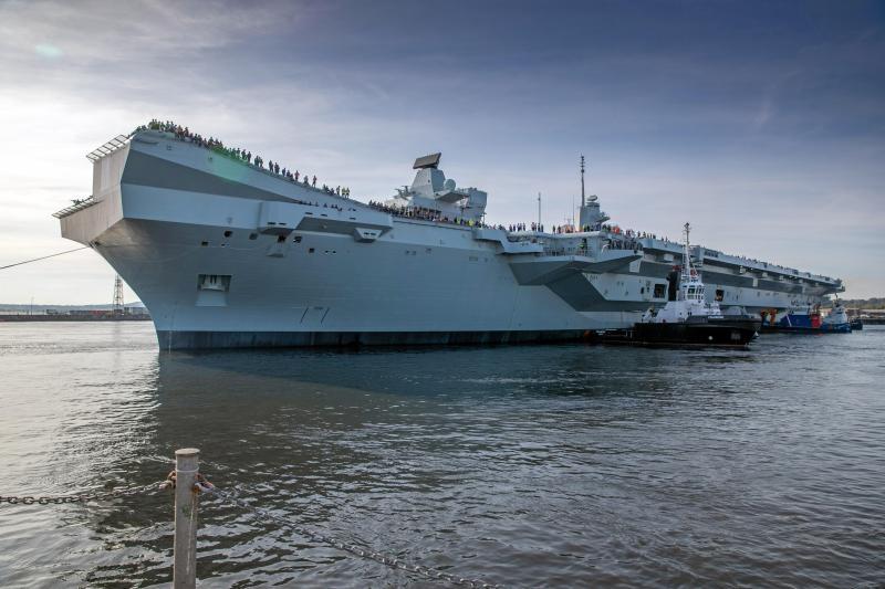 Royal Navy Fleet Flagship HMS Prince of Wales strike carrier heading to ...