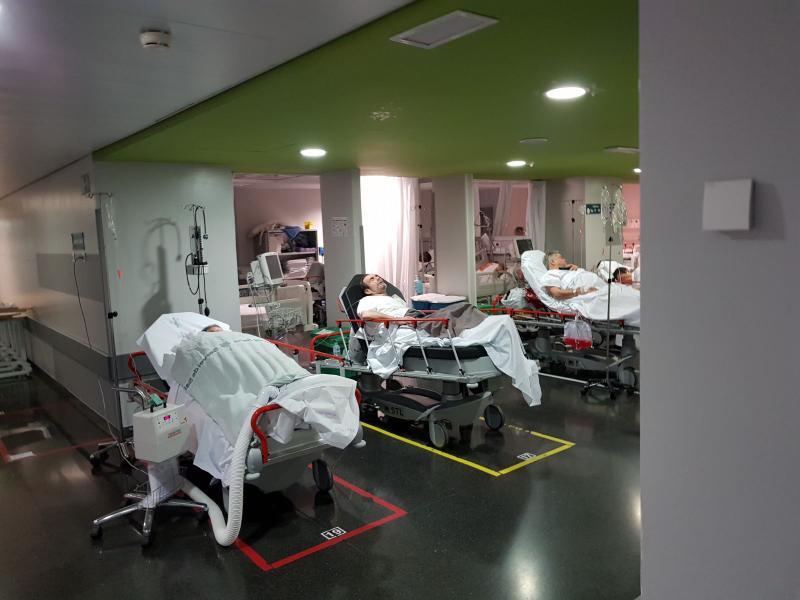 Mallorca hospital emergency departments struggling due to flu cases ...