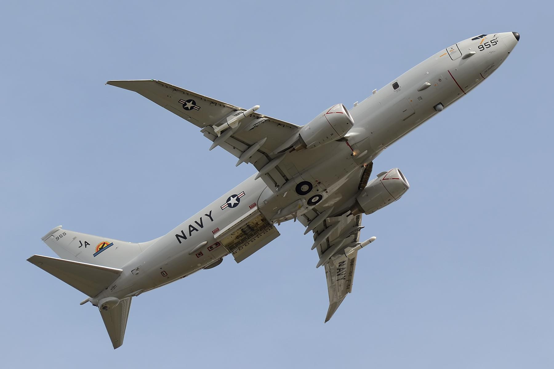 U.S. military aircraft overfly Mallorca including spy plane