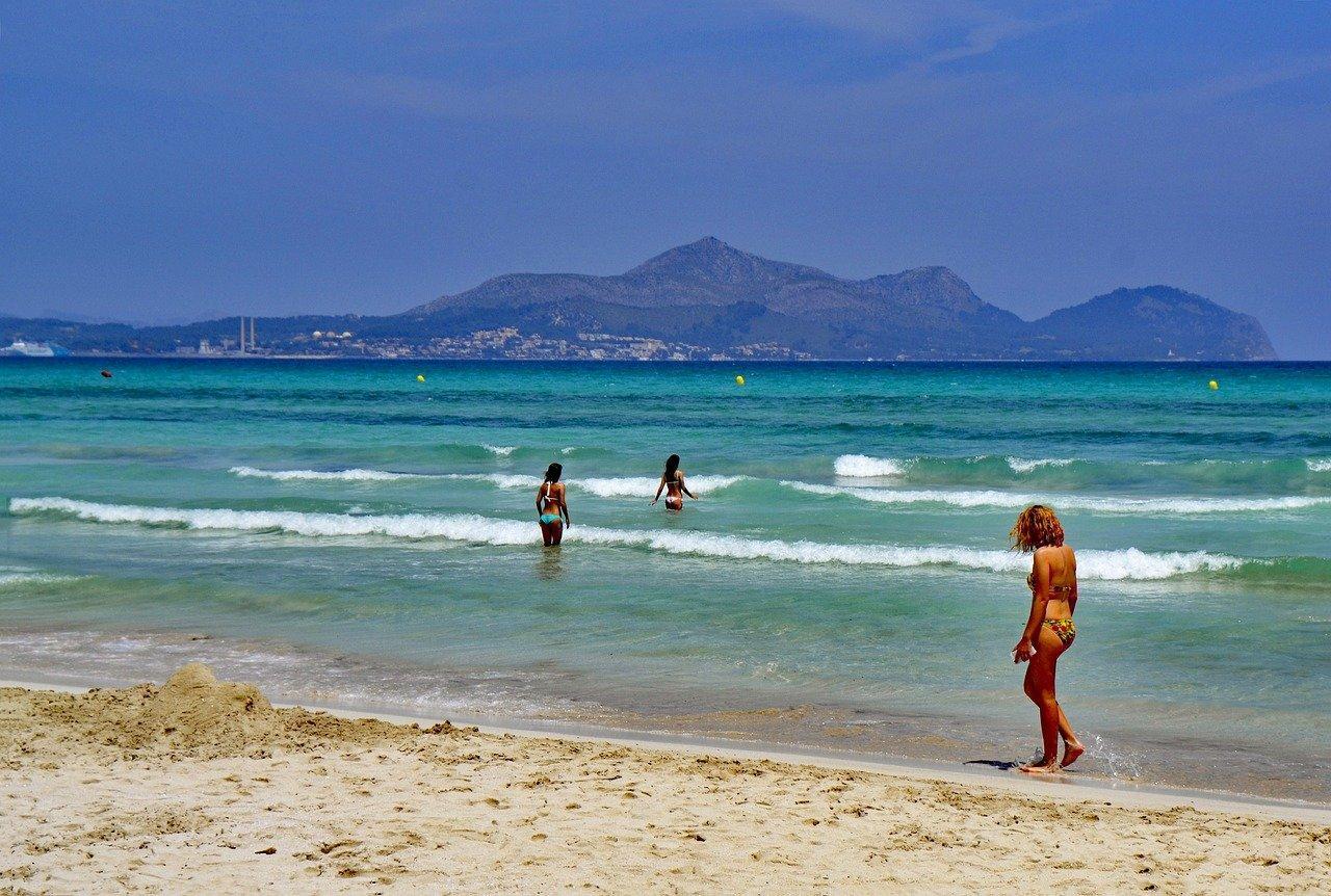 Mallorca sea hits record-high temperatures in 2024–2025