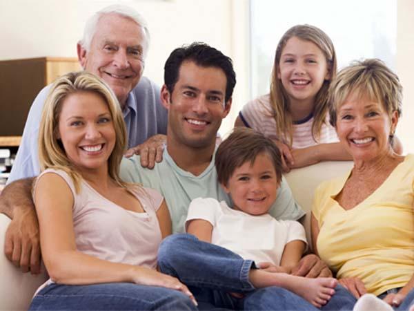 Spain's new 200 euro family allowance will cost 19,000 million euros a year
