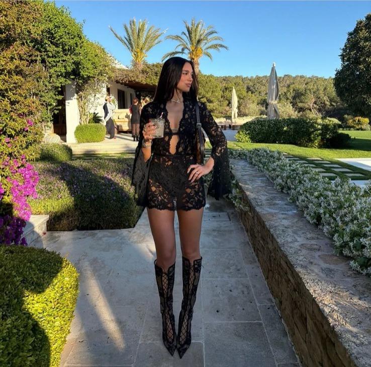 Dua Lipa shares glimpse of relaxing Balearic holiday with friends and ...