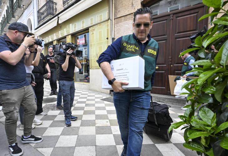 Police raid HQ of ruling socialist party in Spain