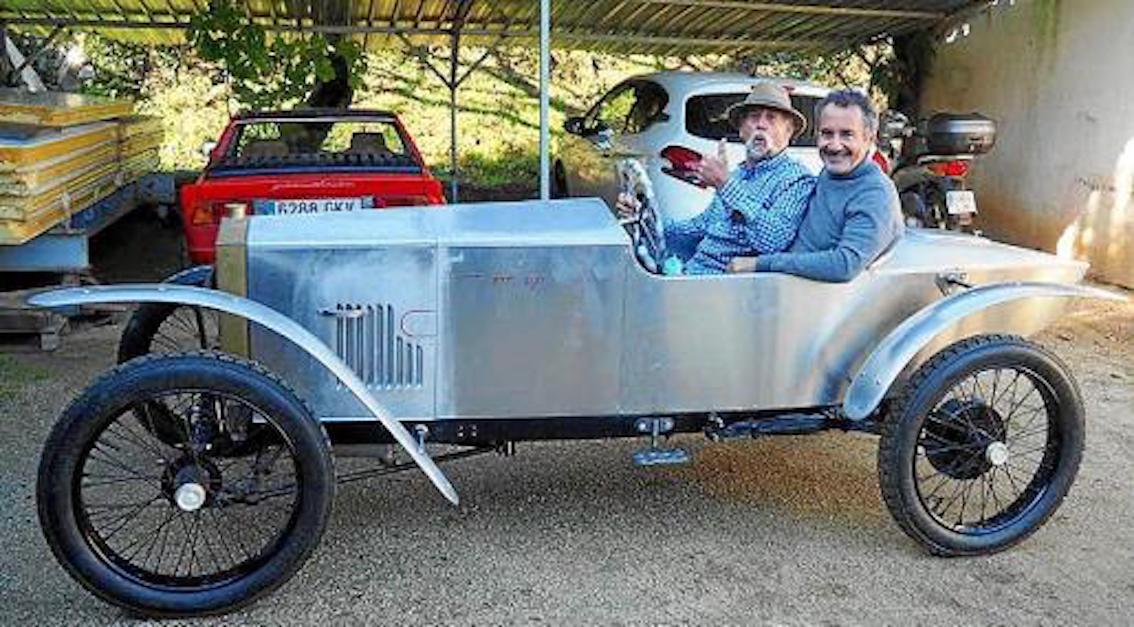 Mallorca Transport: Loryc Cars