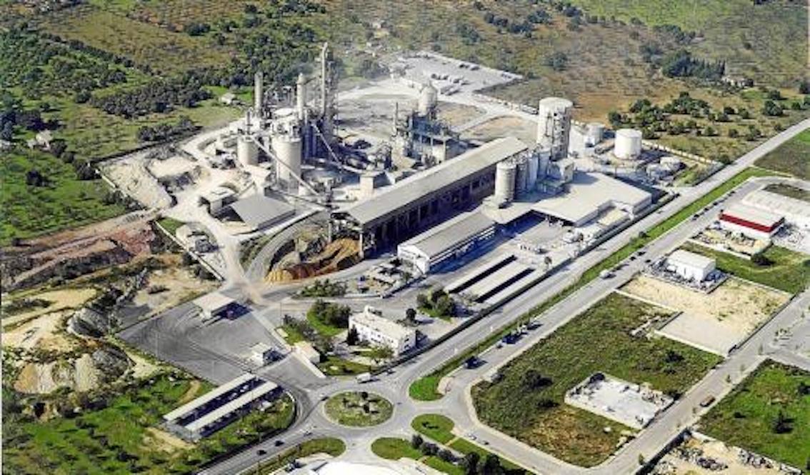 Mallorca Industry: Lloseta Cemex Factory