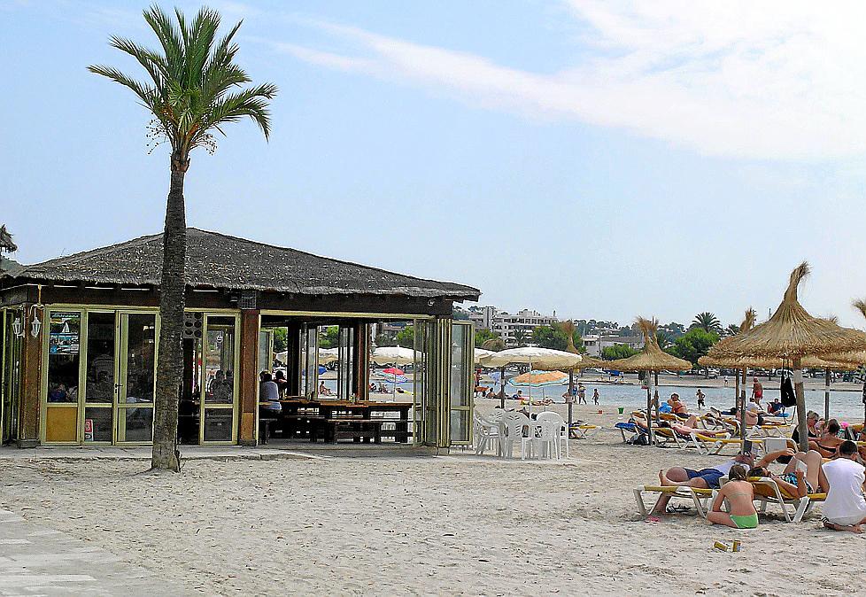Alcudia planning on modernising its beach bars