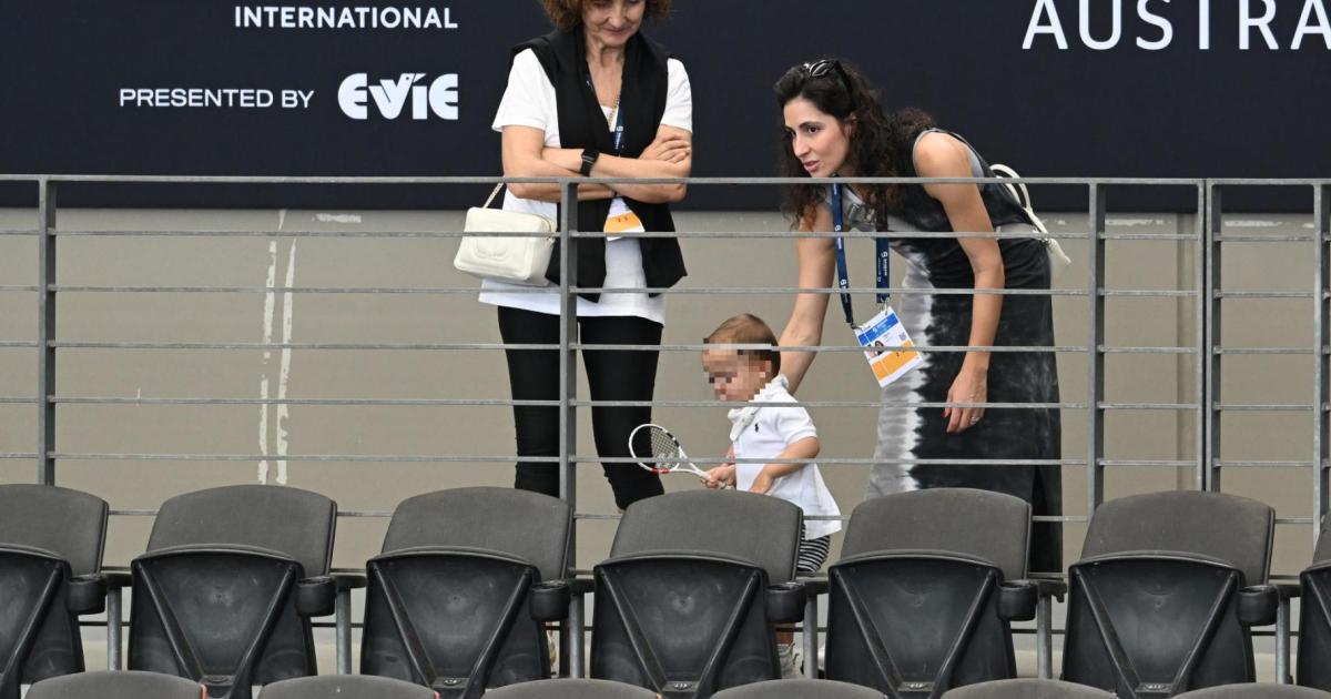 Rafa Nadal: Son "training" in Australia