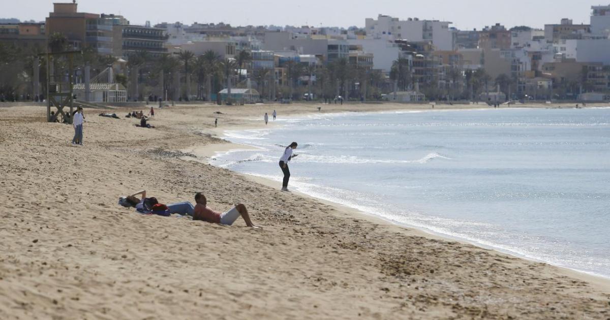 Spain allows Britons