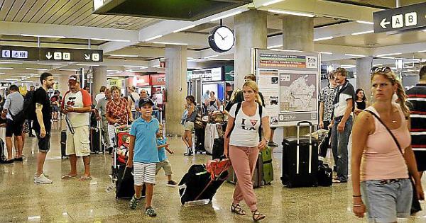 Més leading the way for airport co-management