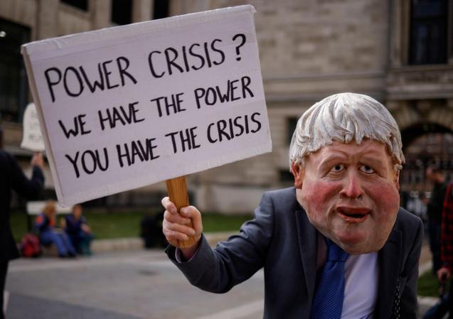 El Conejo de Pascua de Boris – Contacto Cultura