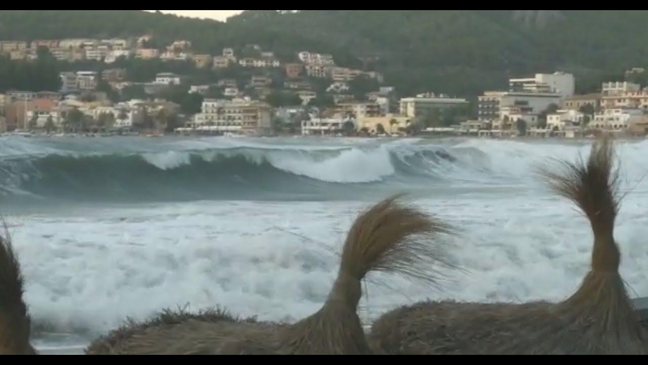 Majorca battered by storms & strong winds