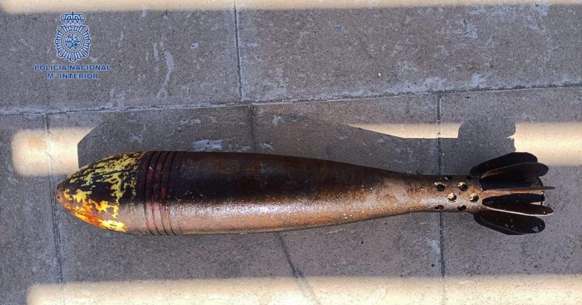 Mallorca bomb scare; sea front closed off