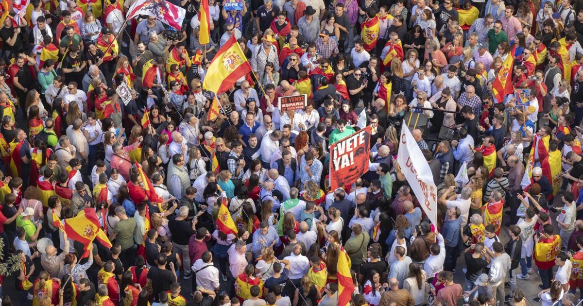 Nationwide protests against Sanchez