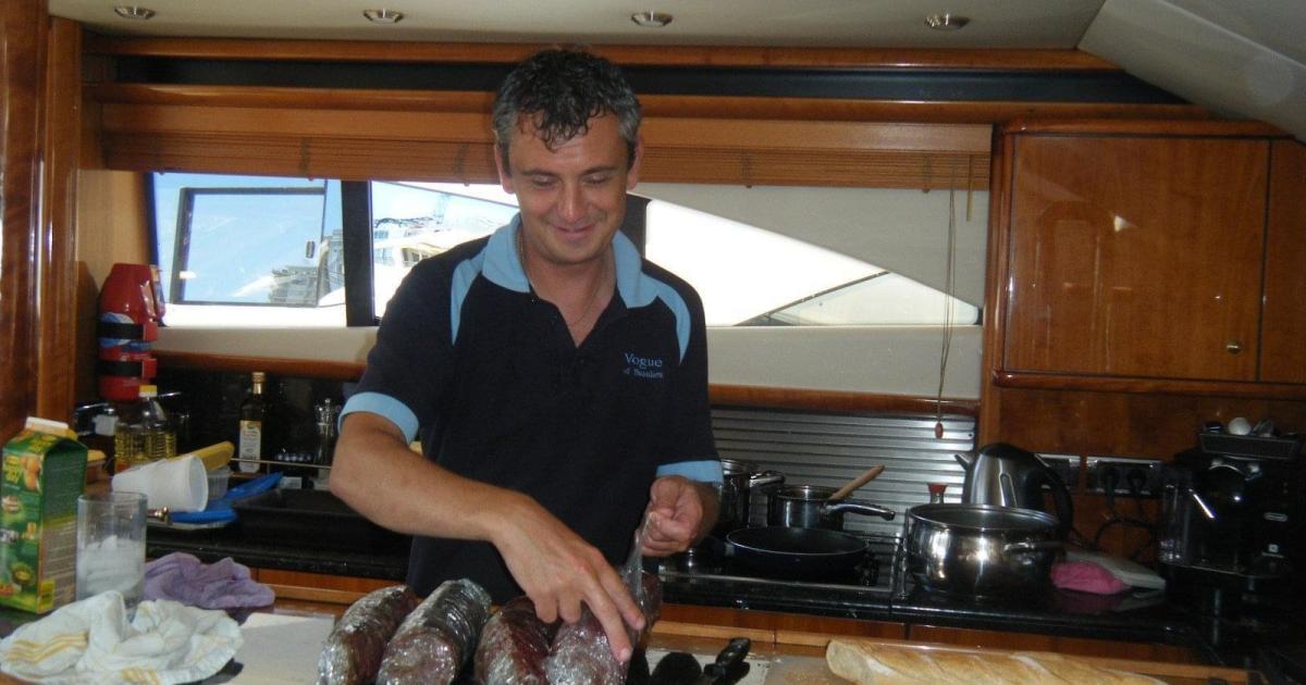 From Yacht to Steakhouse: Chef Simon Potter's Success Story in Mallorca