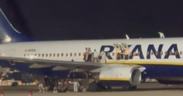 Injuries after fire on a Ryanair plane at Palma Airport