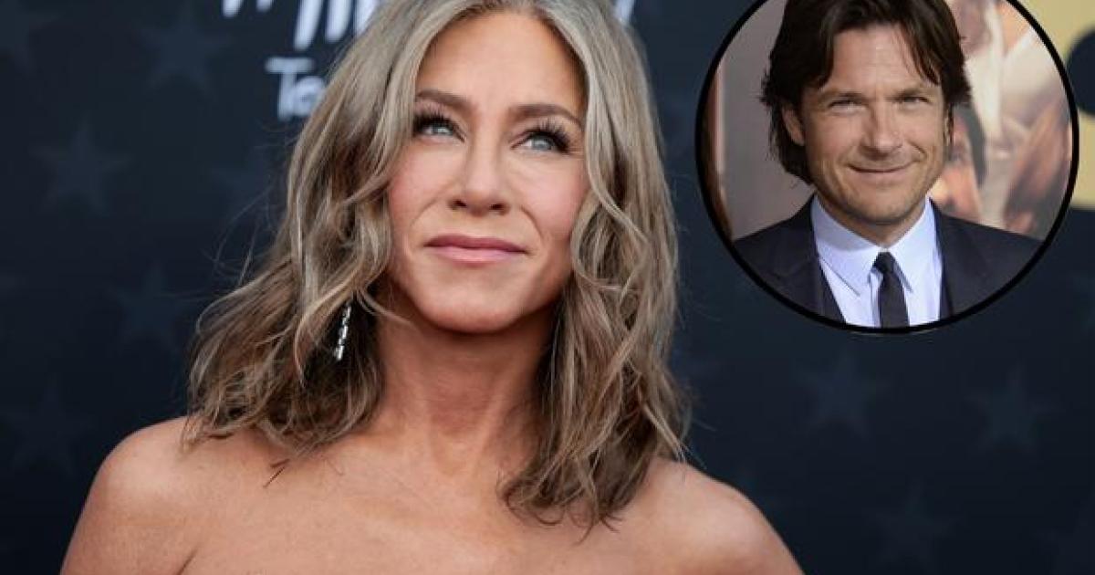 Jennifer Aniston, "Friends" and Jason Bateman on Mallorca holiday