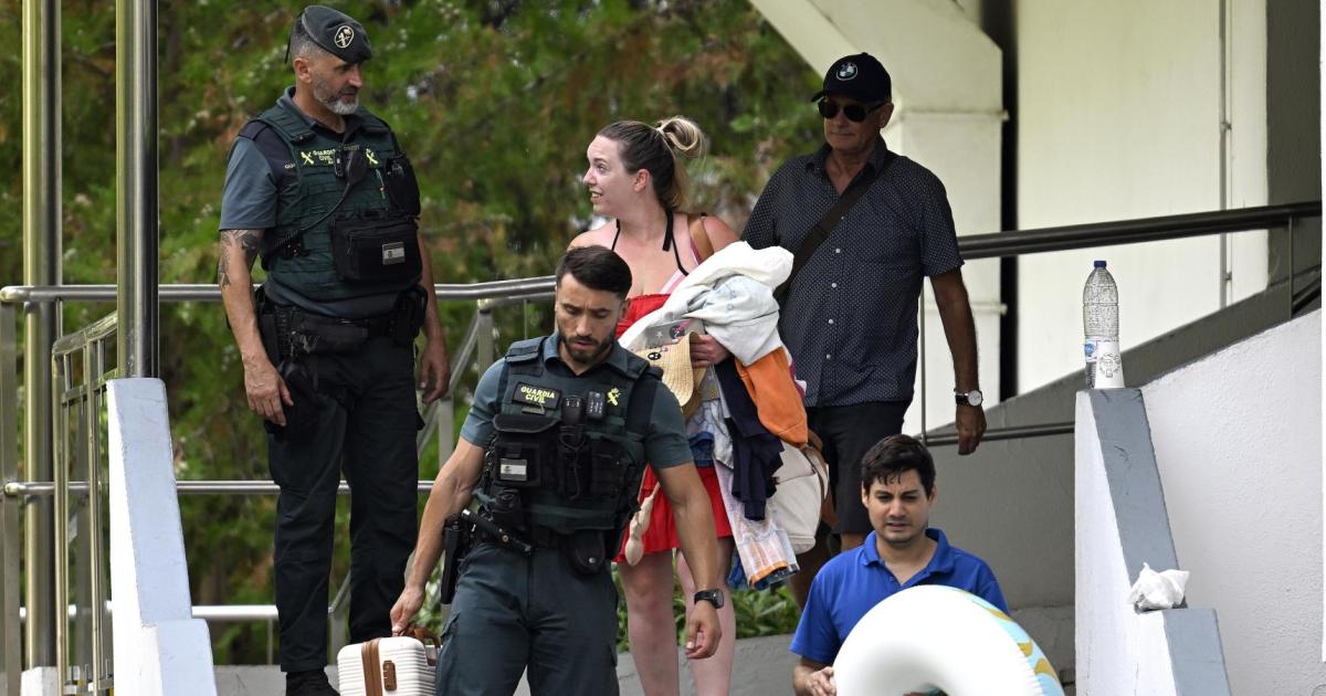 Tourists trapped in Mallorca hotel fire in top resort