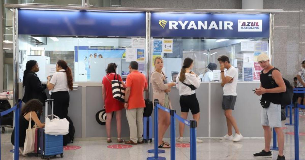 Spain travel alert: Ryanair issues reminder to passengers ahead of move ...