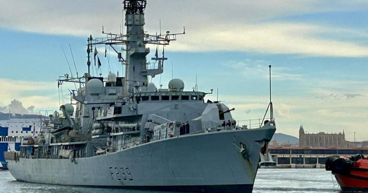 Welcome to Mallorca, Royal Navy frigate Richmond
