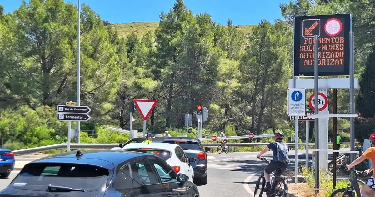 Formentor lighthouse road now quiet as only buses, cyclists and permit ...