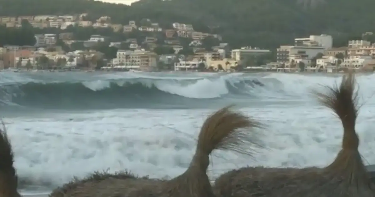 Majorca battered by storms & strong winds