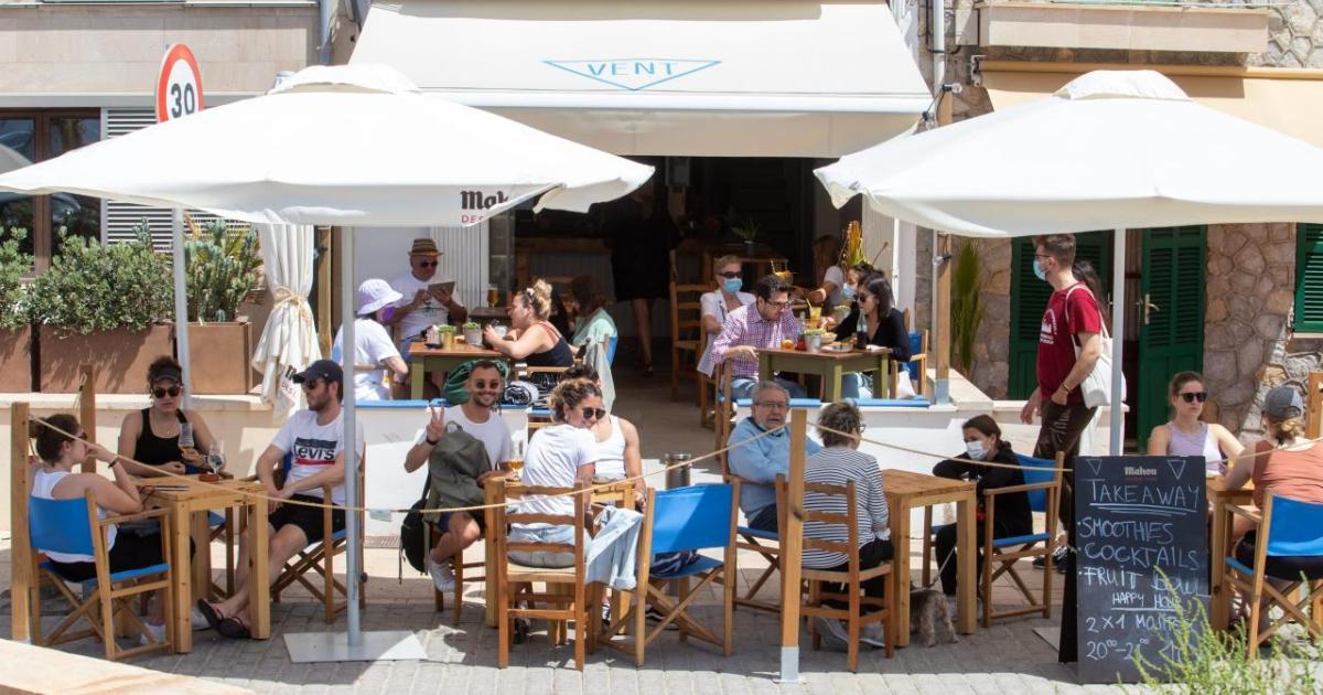 Mallorca terraces open - with no break